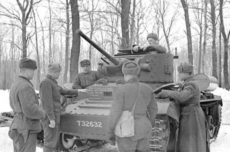 Как советские войска воевали на английских танках - Русская семерка