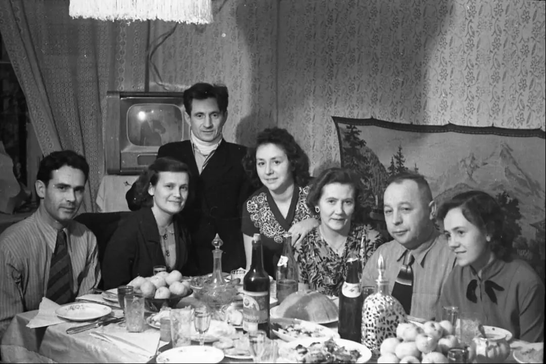 Новогоднее застолье: какие традиционные русские закуски самые вредные ...